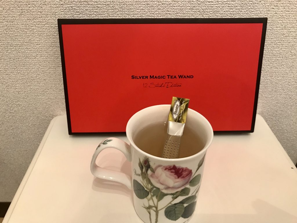 見た目も綺麗・美味しい・スタイリッシュ SILVER MAGIC TEA WAND(シルバーマジックティーワンズ)の紅茶を頂きました♡ ...